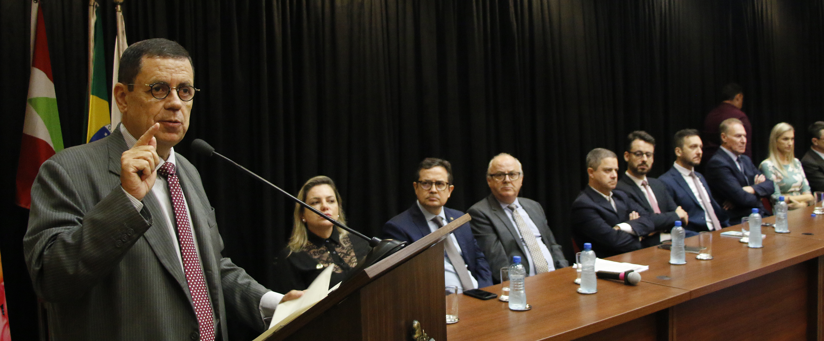 Primeiro dia de seminário da primeira infância apresenta panorama ...